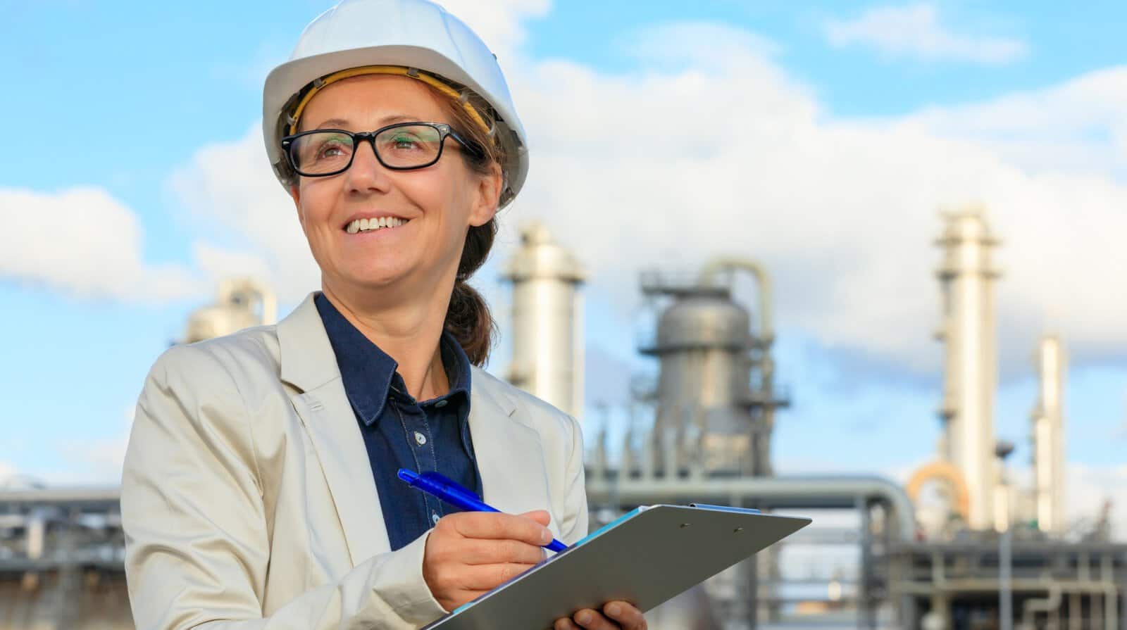 Chemistry vs Chemical Engineering: Which is Right for You? | McKissock